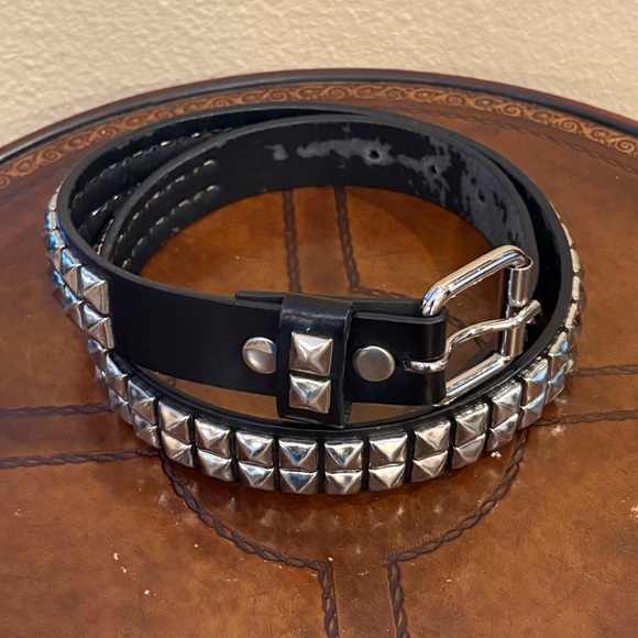 Hot Topic | Accessories | Hot Topic Two Row Pyramid Stud Belt Size 34 ...